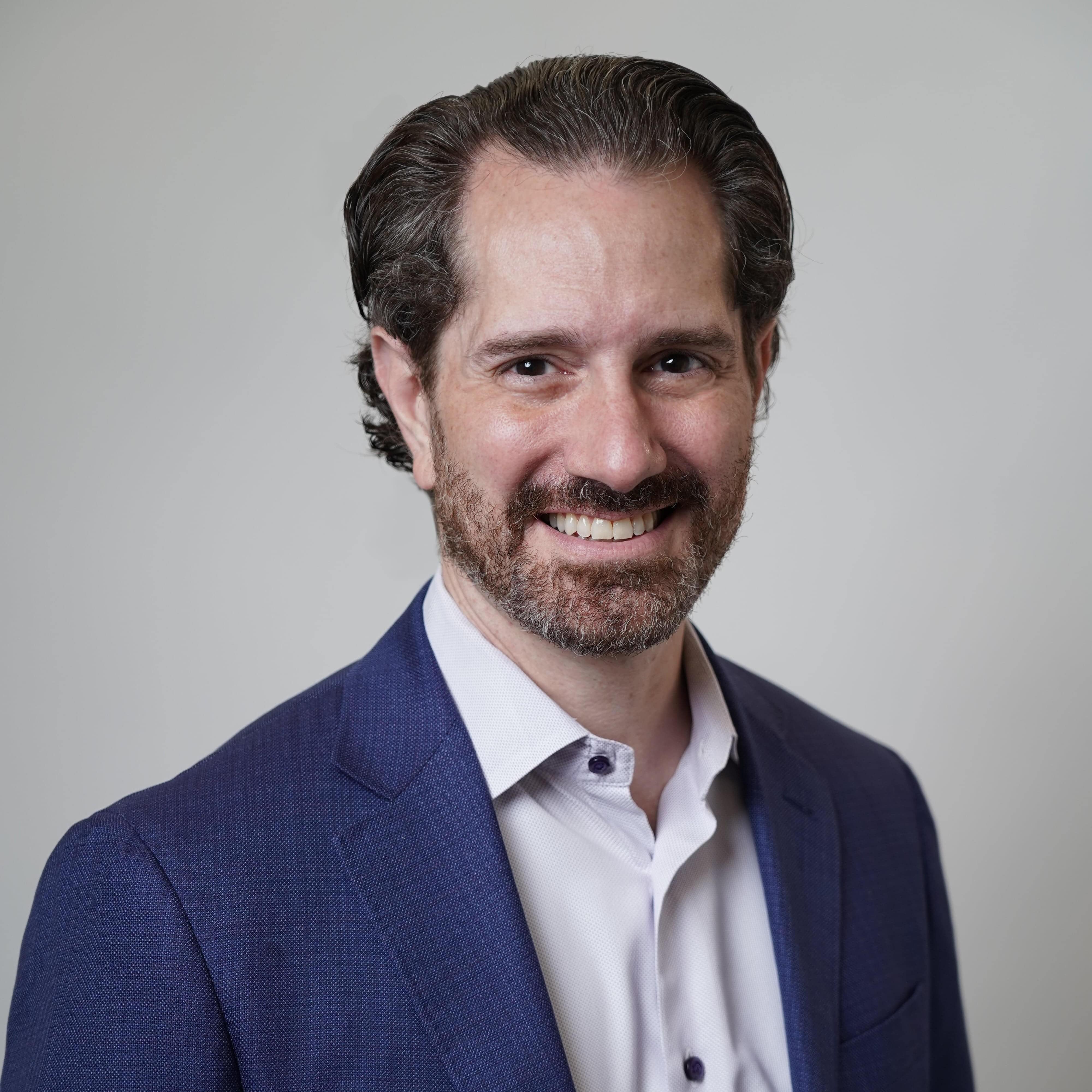 Brad Bender – Entravision